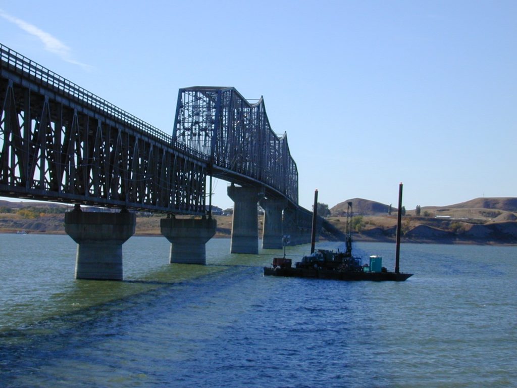 Four Bears Bridge - Braun Intertec - 万博app手机版官网下载,manbetx手机网,万博app可靠吗